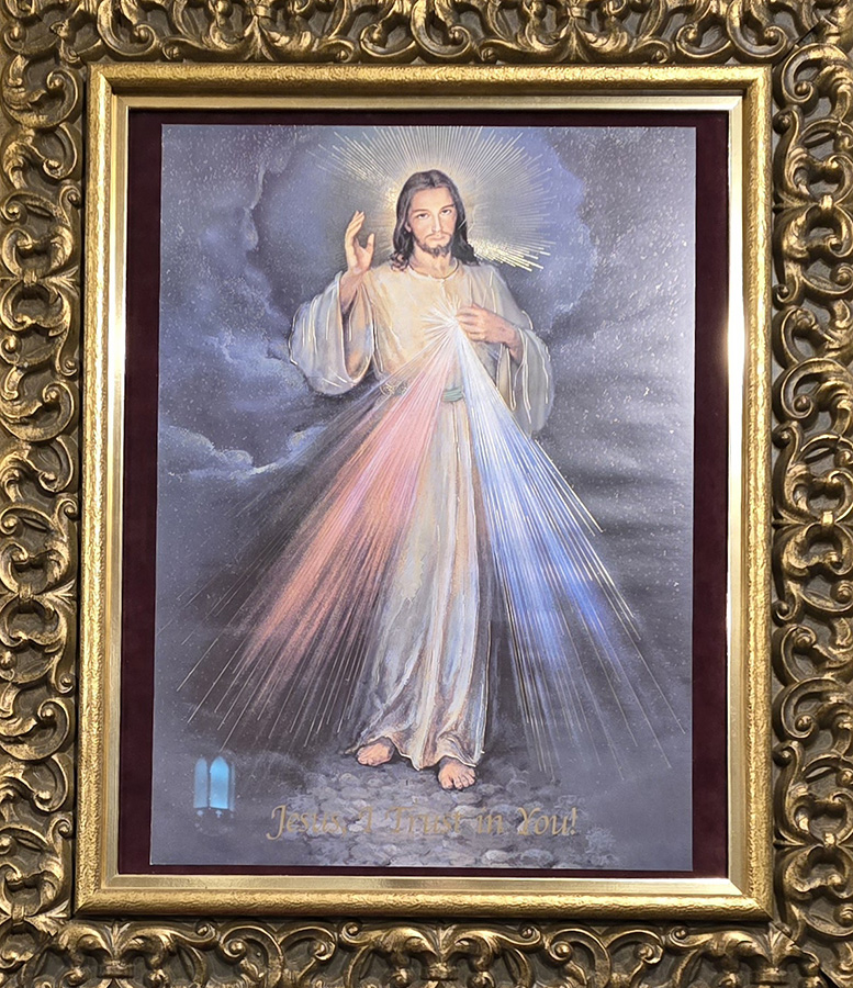 Divine Mercy Sunday - Domingo de la Divina Misericordia - Holy Rosary ...